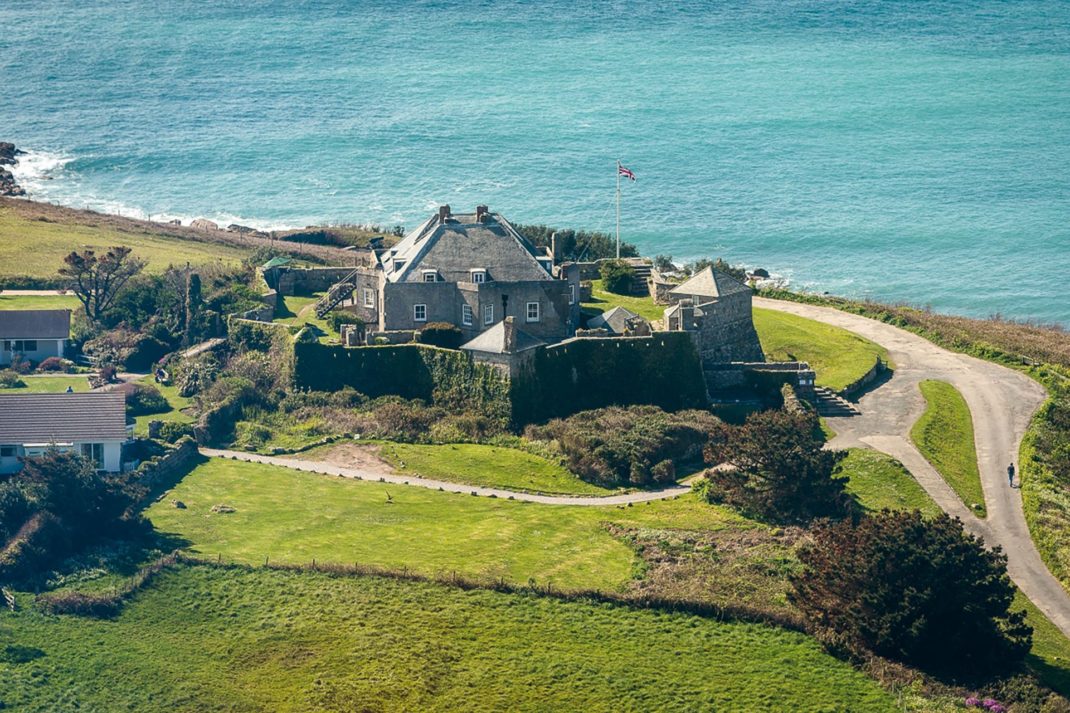 Crocadon: Dan Cox's Restaurant Opens in Cornwall Next Month