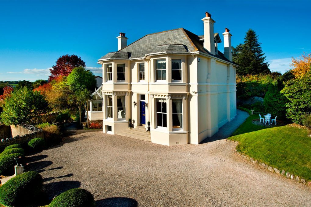 10 of the best Victorian villas in the country and town