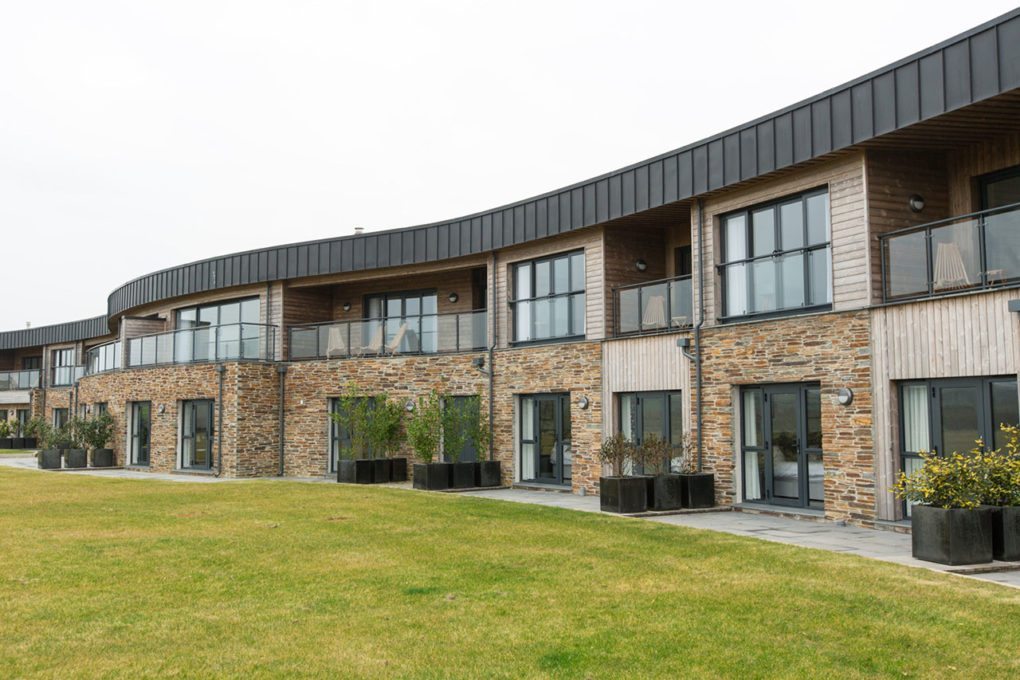 UK Wellness Retreat: The Point, Polzeath – Cornwall