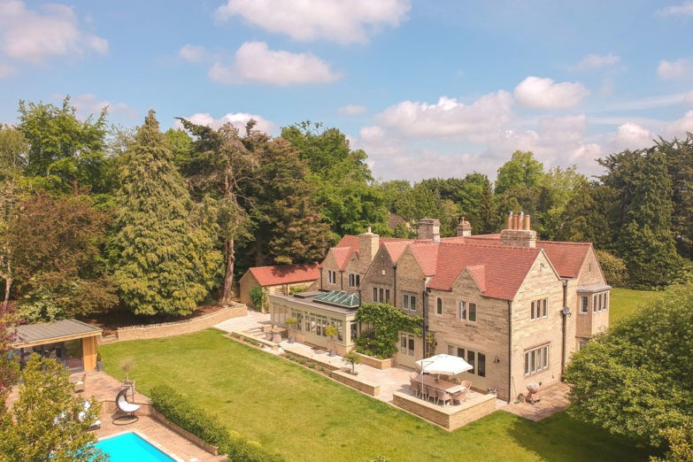 10 Stunning Sunshine Homes on the Market Right Now