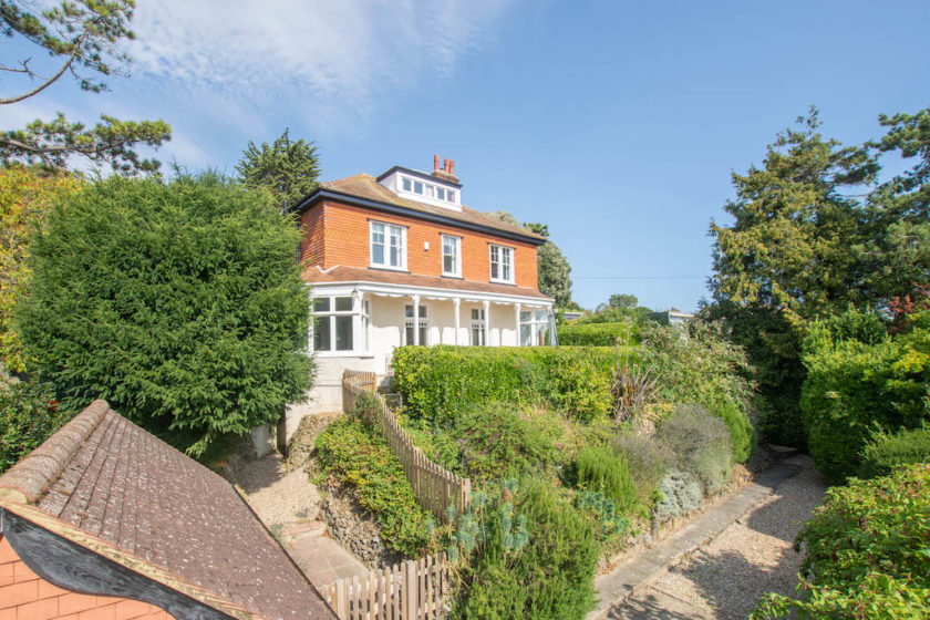 The Best Houses for Sale in the Home Counties | C&TH Property