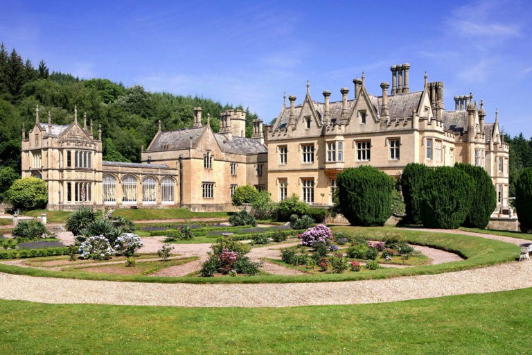 10 of the Best Private Estates on the Market Right Now