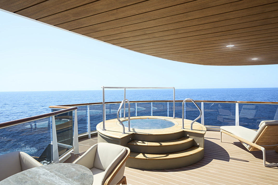 12 Of The World's Most Beautiful Hotel Rooms With A View