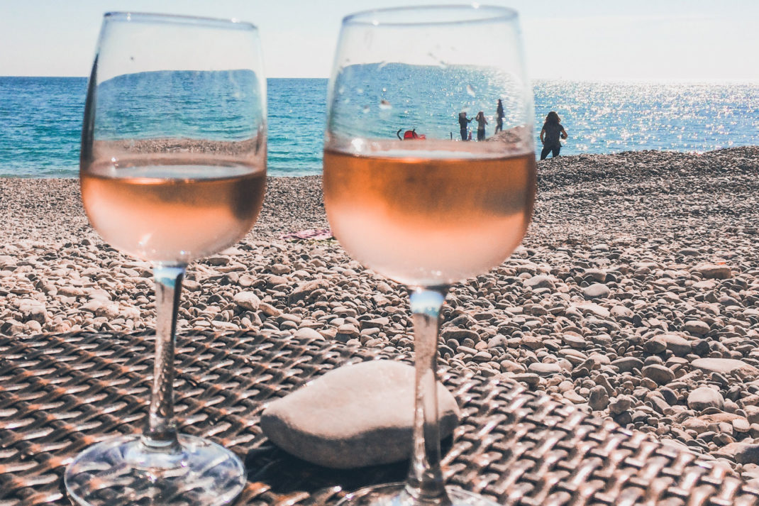 Best French Rosé Wines 2023 - A Guide To French Rosé