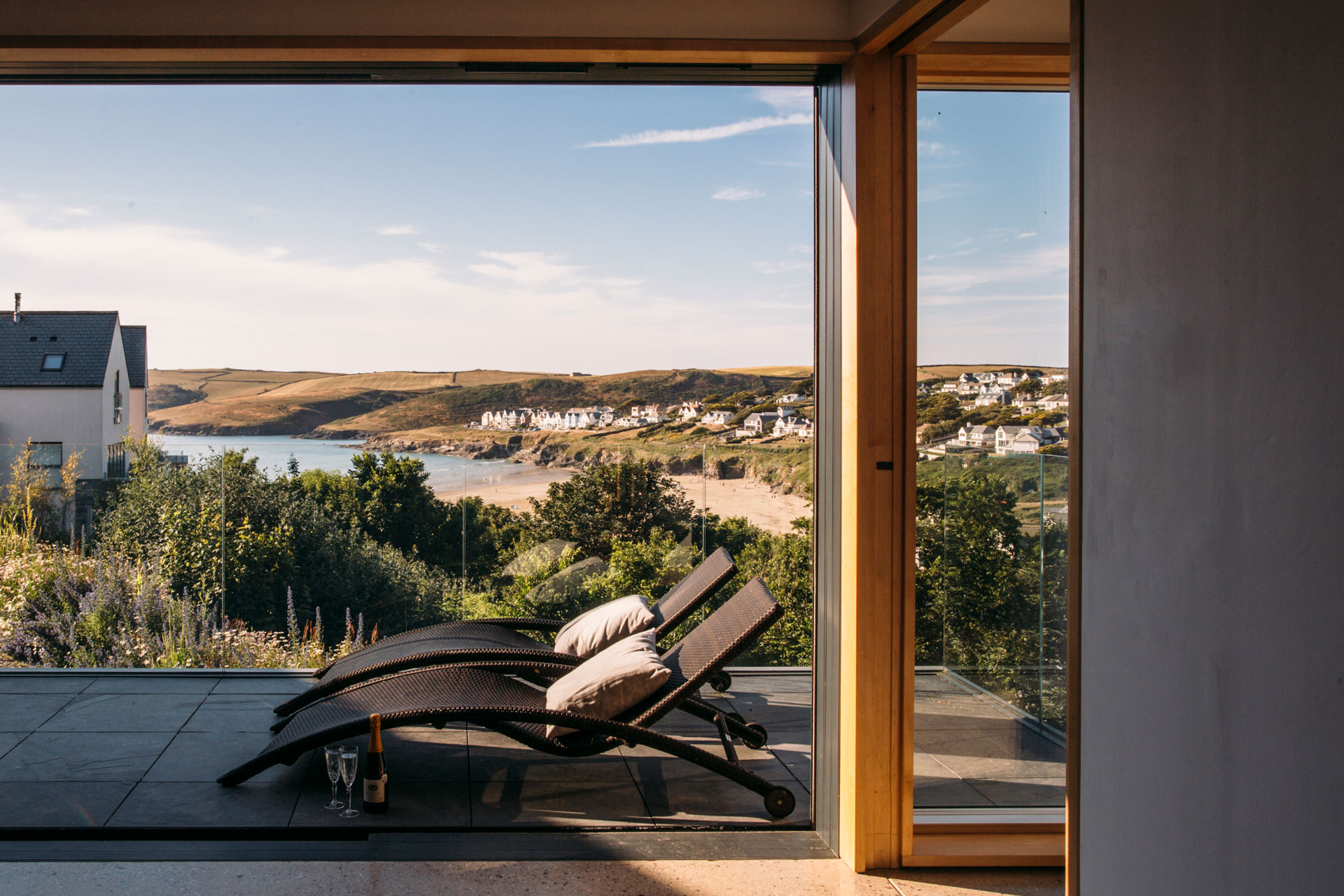 Sea View Rentals 2023: Holiday Cottages For Beach Staycations