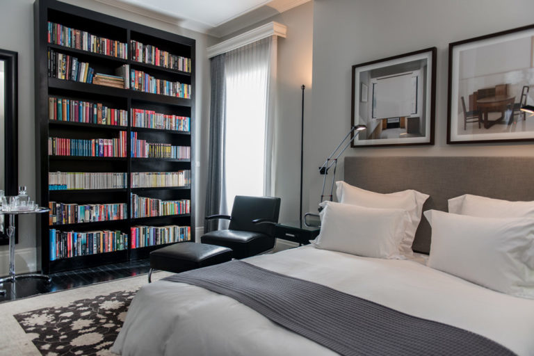 9 Beautiful Hotel Libraries For Literature Lovers - Travel