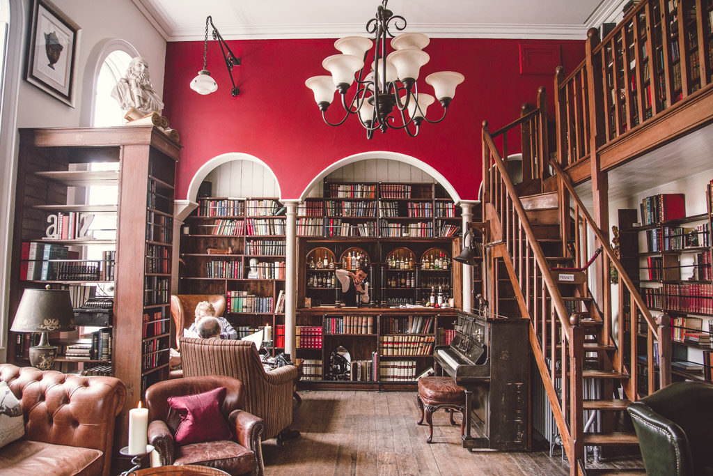 9 Beautiful Hotel Libraries For Literature Lovers - Travel