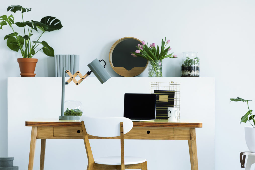 How To Feng Shui Your Desk - Interiors