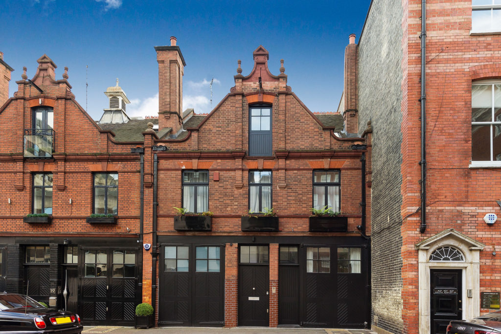 This Mayfair Mews House Located Behind The ‘Love Actually’ Chapel Is Up ...
