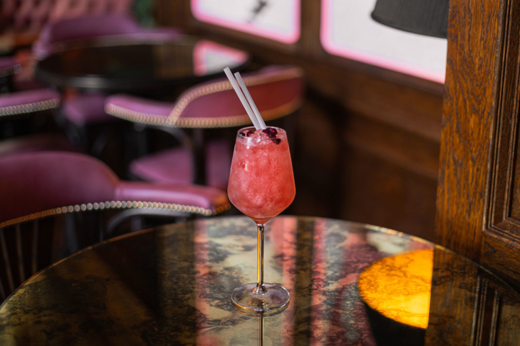 Best Bars in Edinburgh - Edinburgh Cocktail Bars 2023