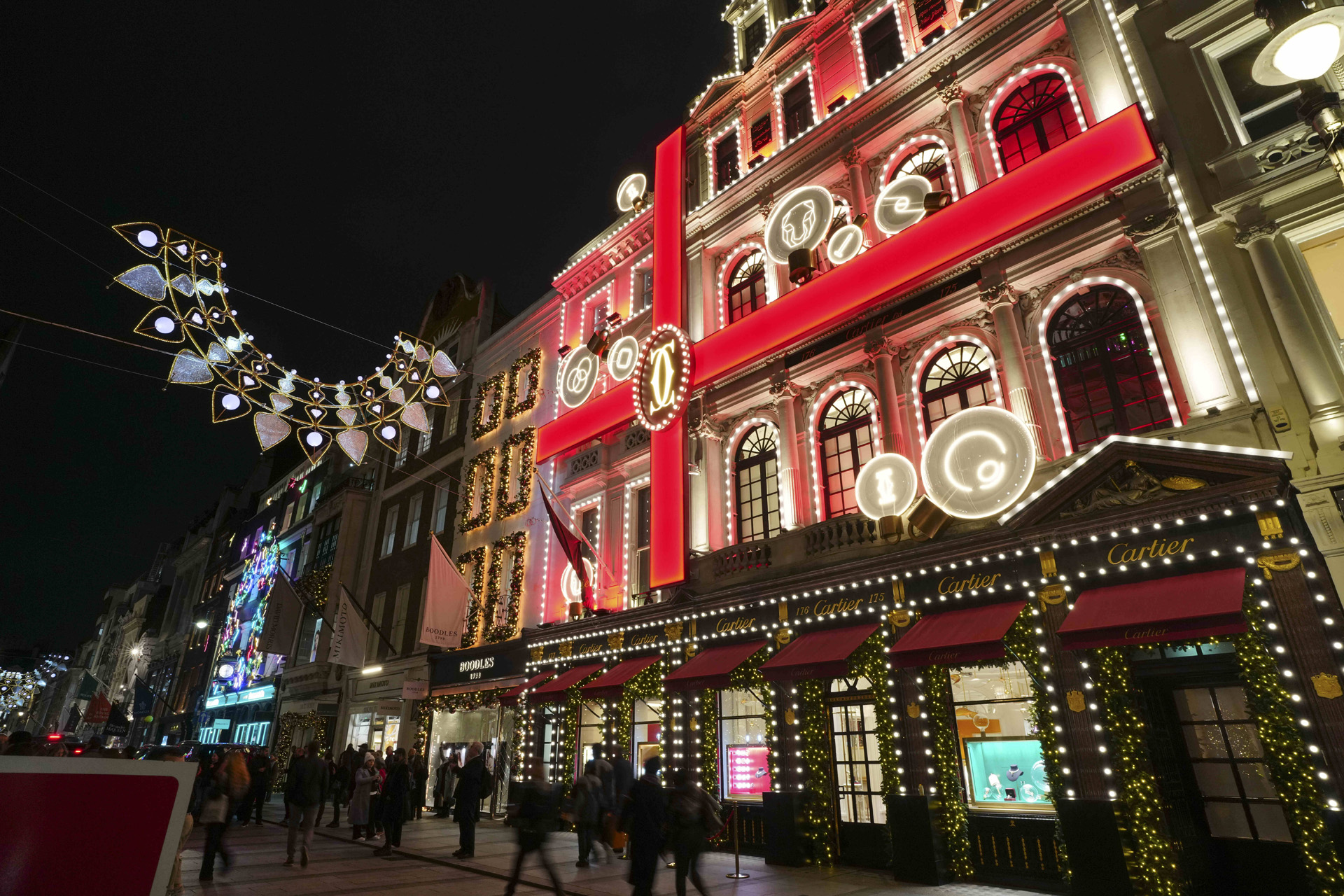 London's Best Christmas Window Displays To See This Season