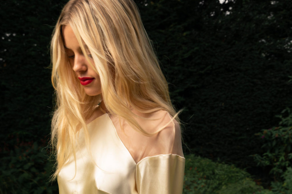 Best Casual Wedding Dresses For The Low-Key Bride 2023