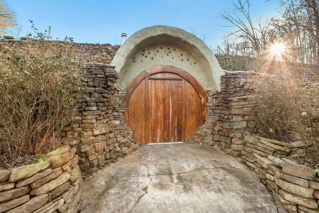 Hobbit Holiday Homes to Book Now - The Rings of Power | Travel