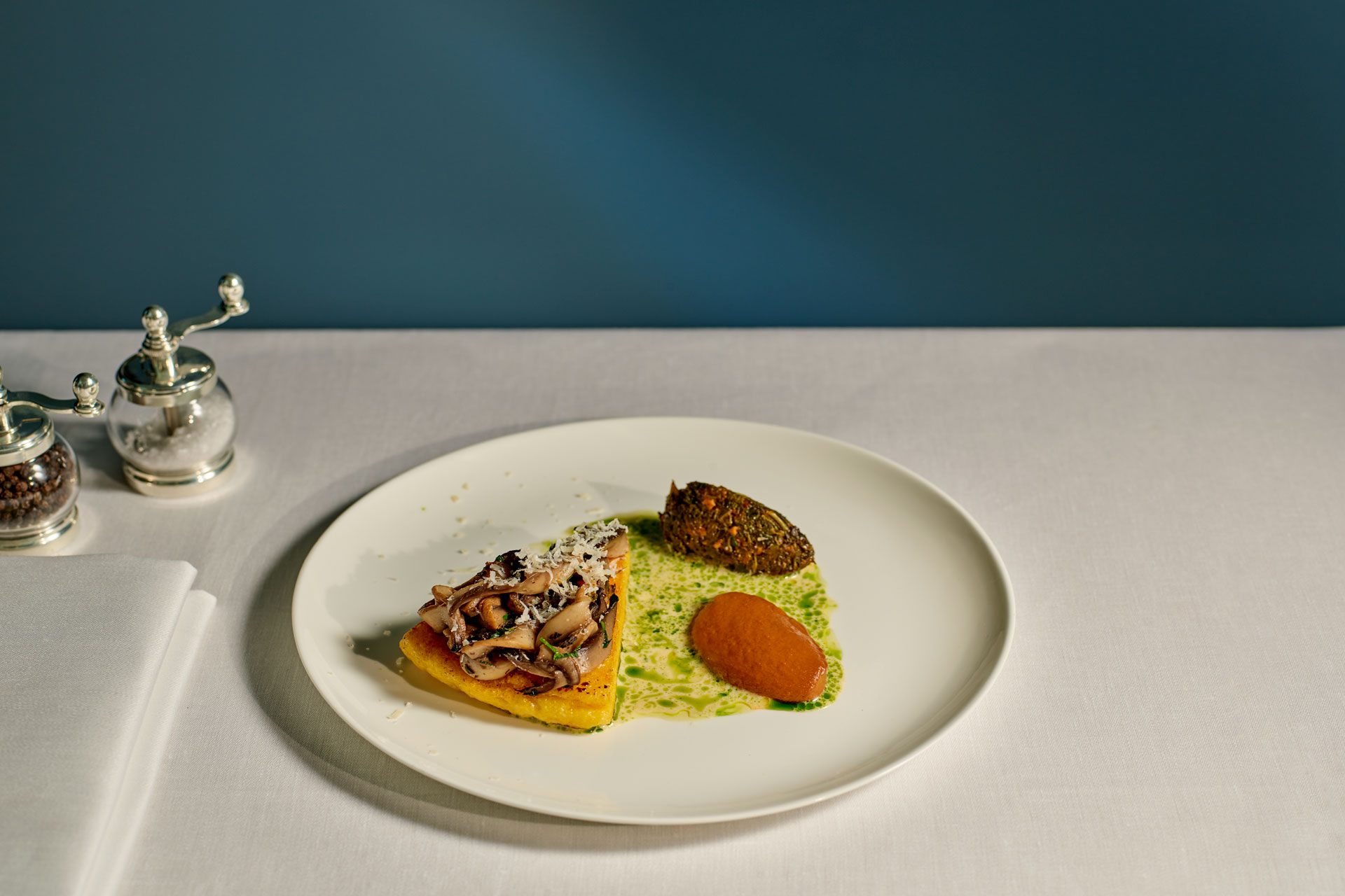 Restaurant of the Week: The Twenty Two - Interiors