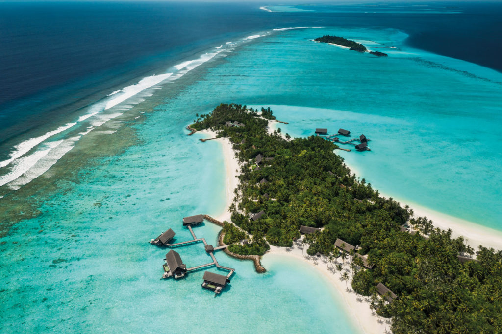 Paradise Found at One&Only Reethi Rah: The Maldives Resort For Your ...