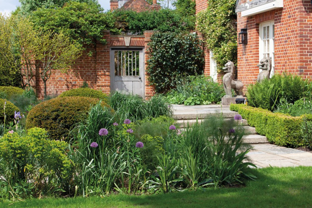 Randle Siddeley Limited: Country & Town Interiors Book 2023