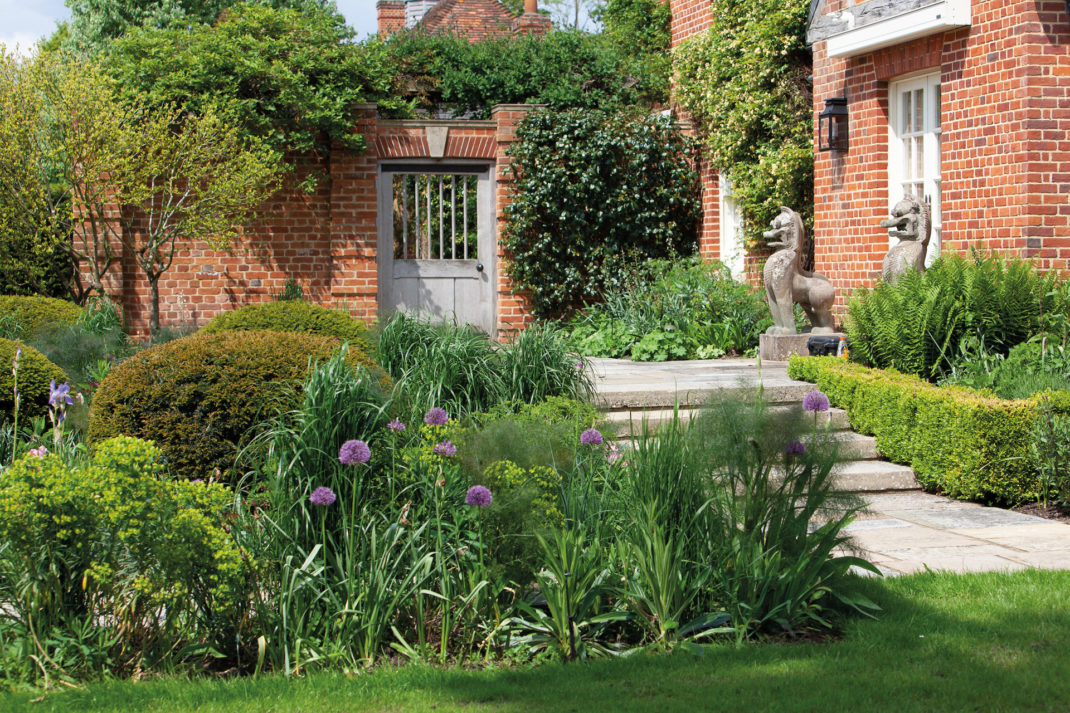 Randle Siddeley Limited: Country & Town Interiors Book 2023