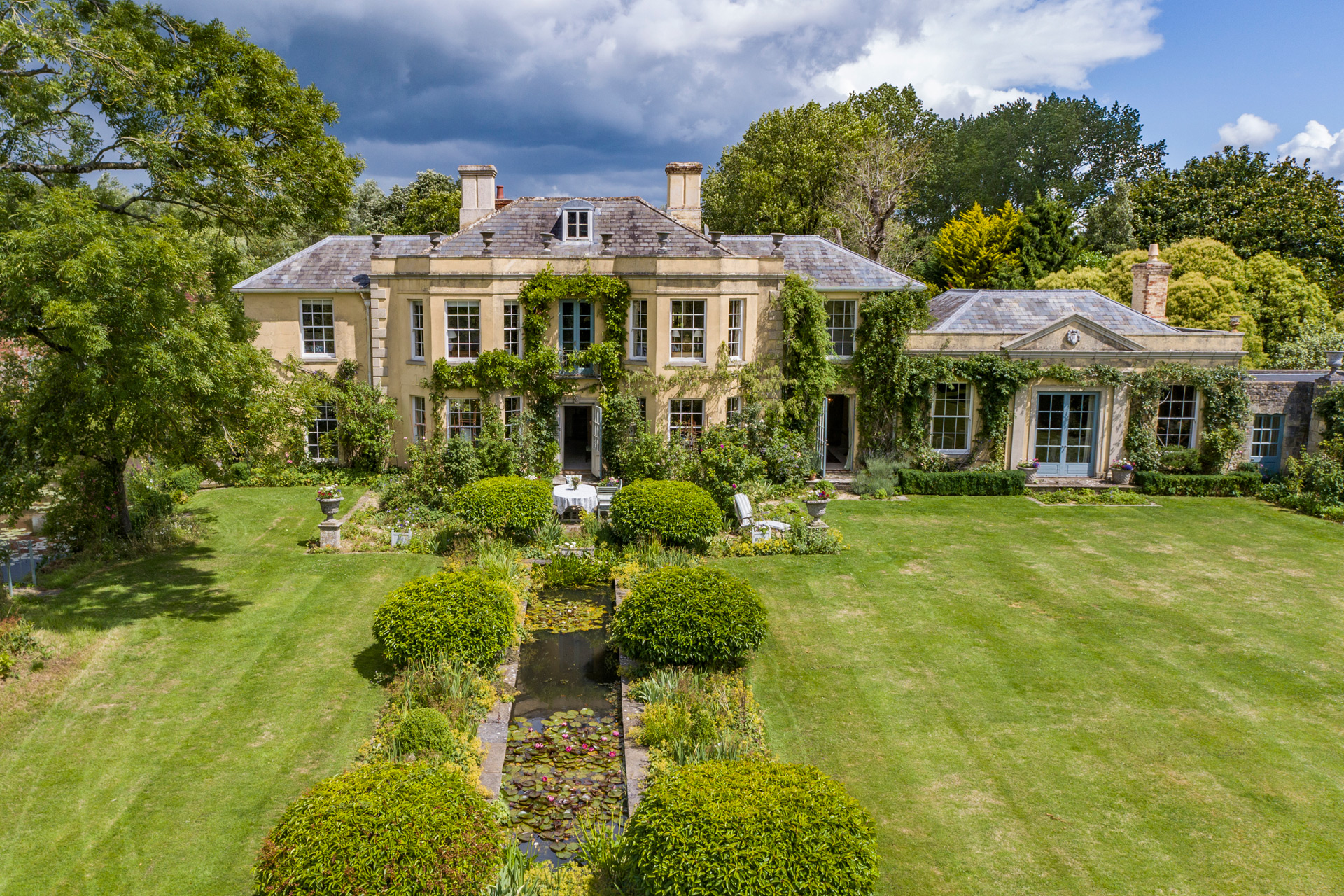 Beautiful Modern Country Homes