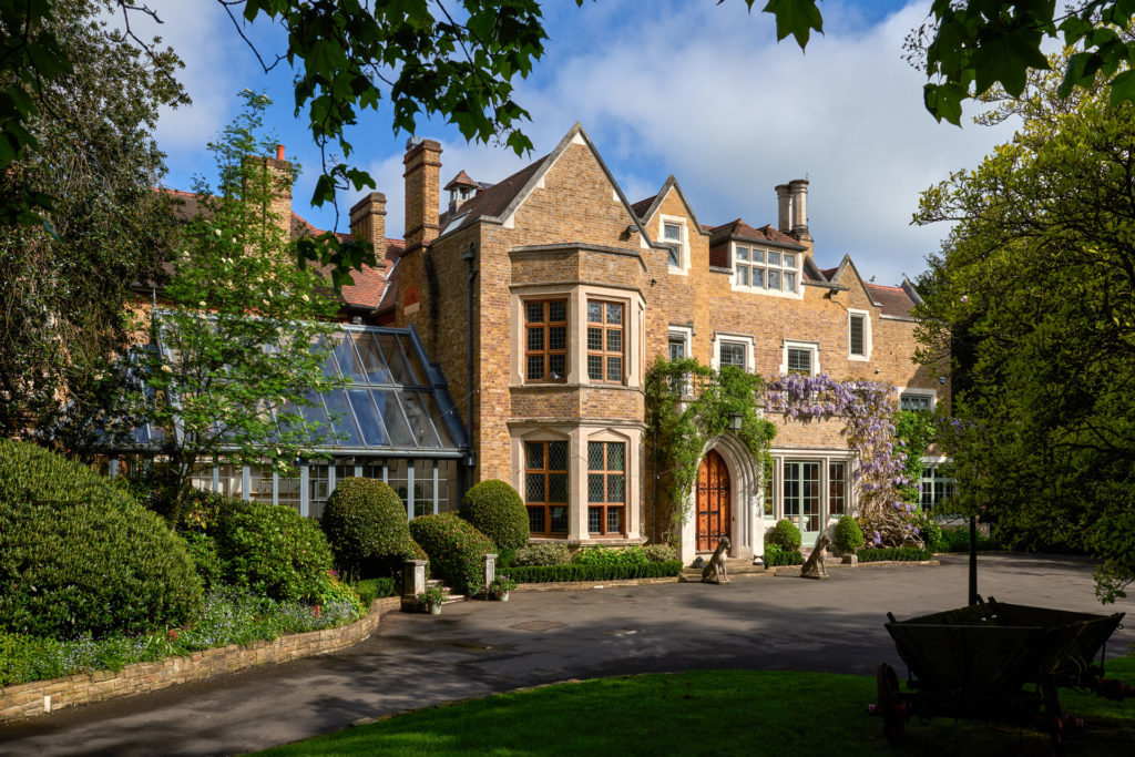 Rolling Stones Guitarist Ronnie Wood’s Mansion Is Up For Sale
