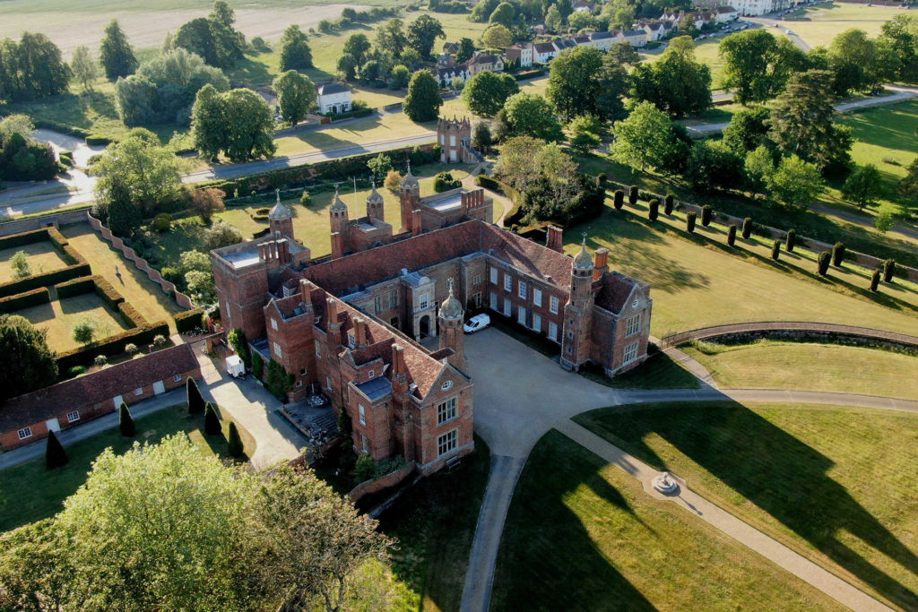 Country House Horror: 8 Gothic Novels To Read Now