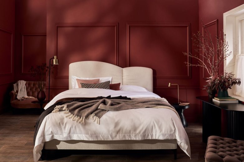 The Best Luxury Beds In The World: Best Bed Brands 2025
