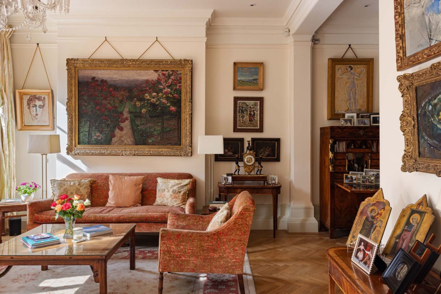 Live On The Site Of Henry VIII's Chelsea Manor