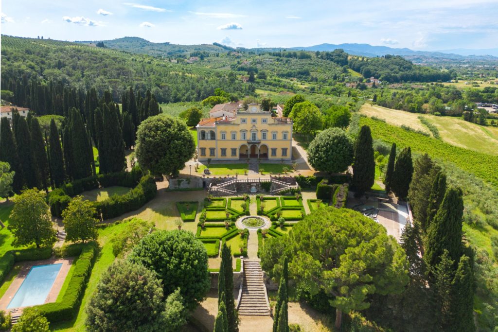 This €18 Million Italian Villa Belonged To The Real-Life Mona Lisa