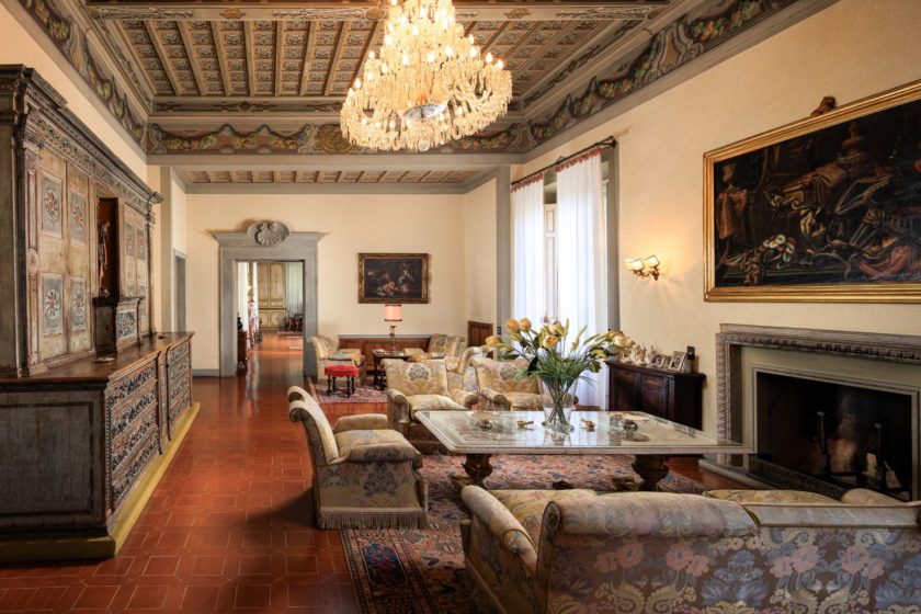 This €18 Million Italian Villa Belonged To The Real-Life Mona Lisa