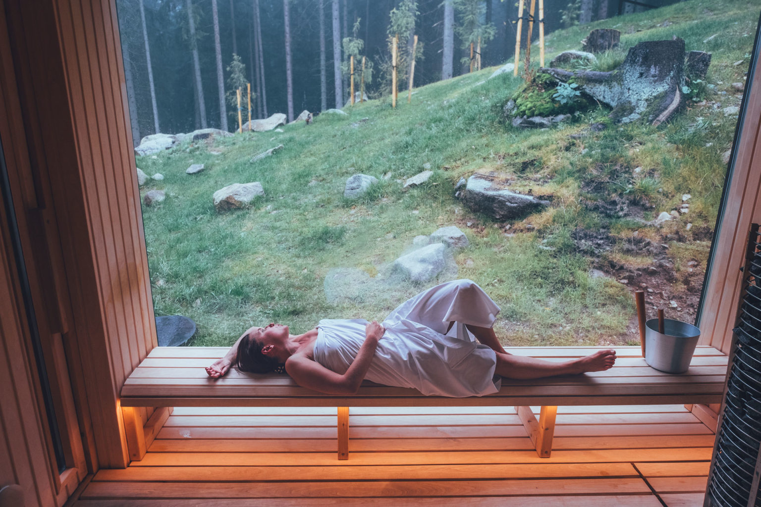 Sauna Etiquette: 10 Rules To Know Beforehand