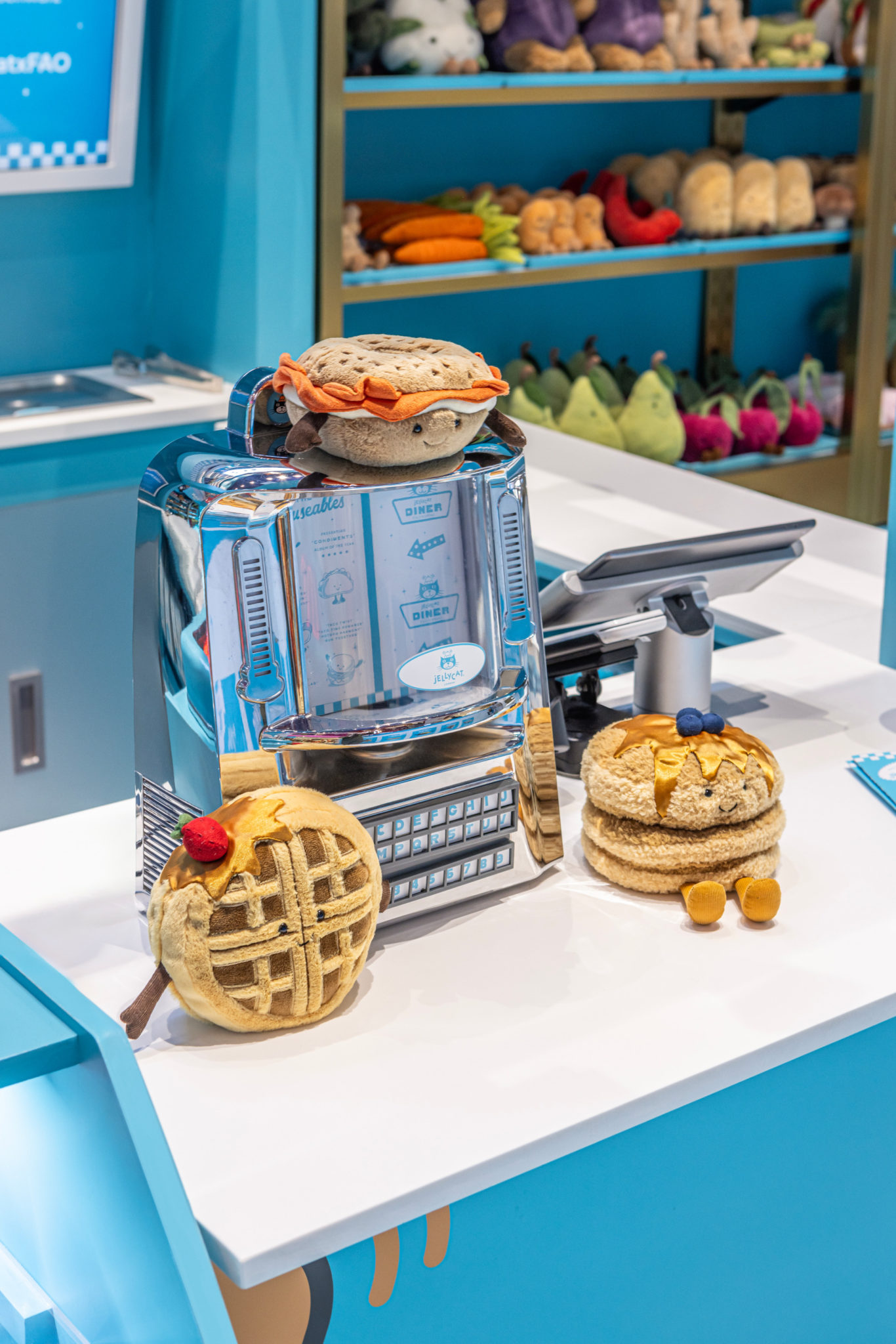 How To Visit The Jellycat Diner In NYC - Style