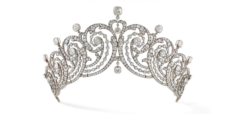 The Cartier Tiara Once Worn By Rihanna Is Coming To The V&A