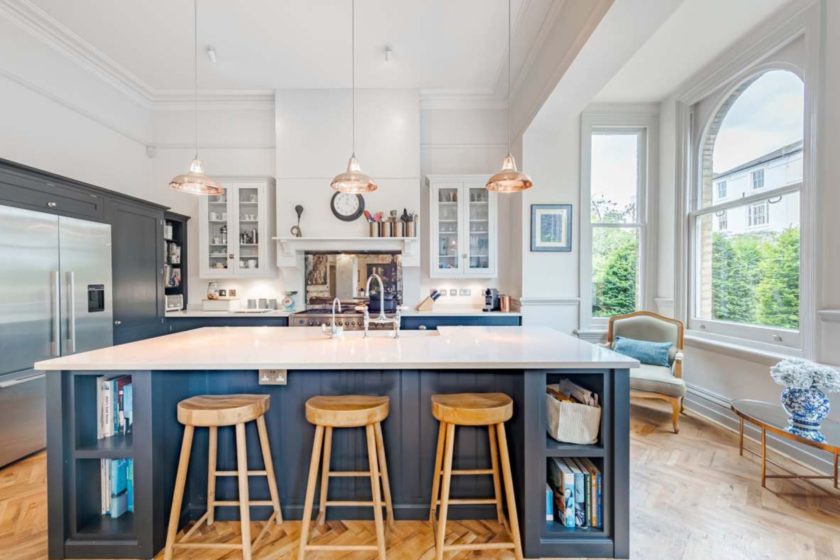 Where Is The House In Black Doves?