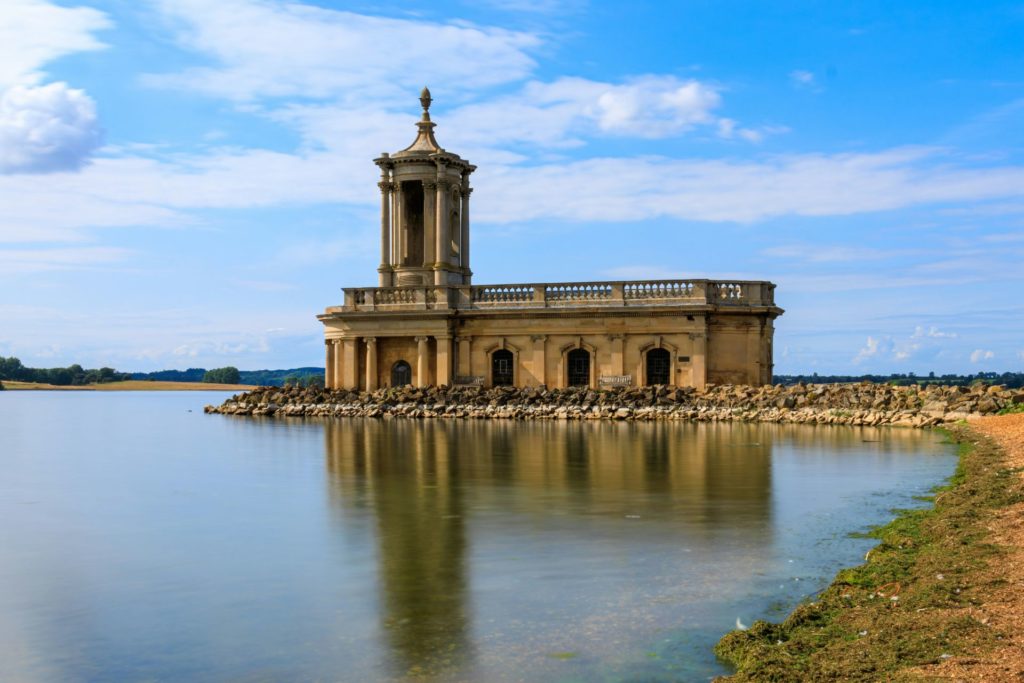 Where Is Similar To The Cotswolds?