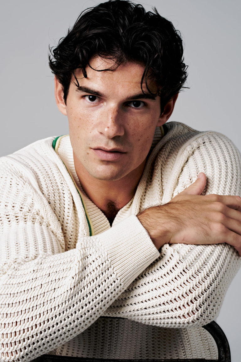 Meet Paul Forman, Emily In Paris' Nicolas de Léon - Interview