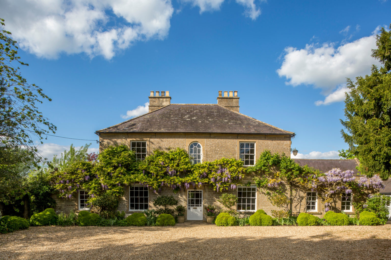 Northfield House: Look Inside An Art Collector’s Cotswolds Home