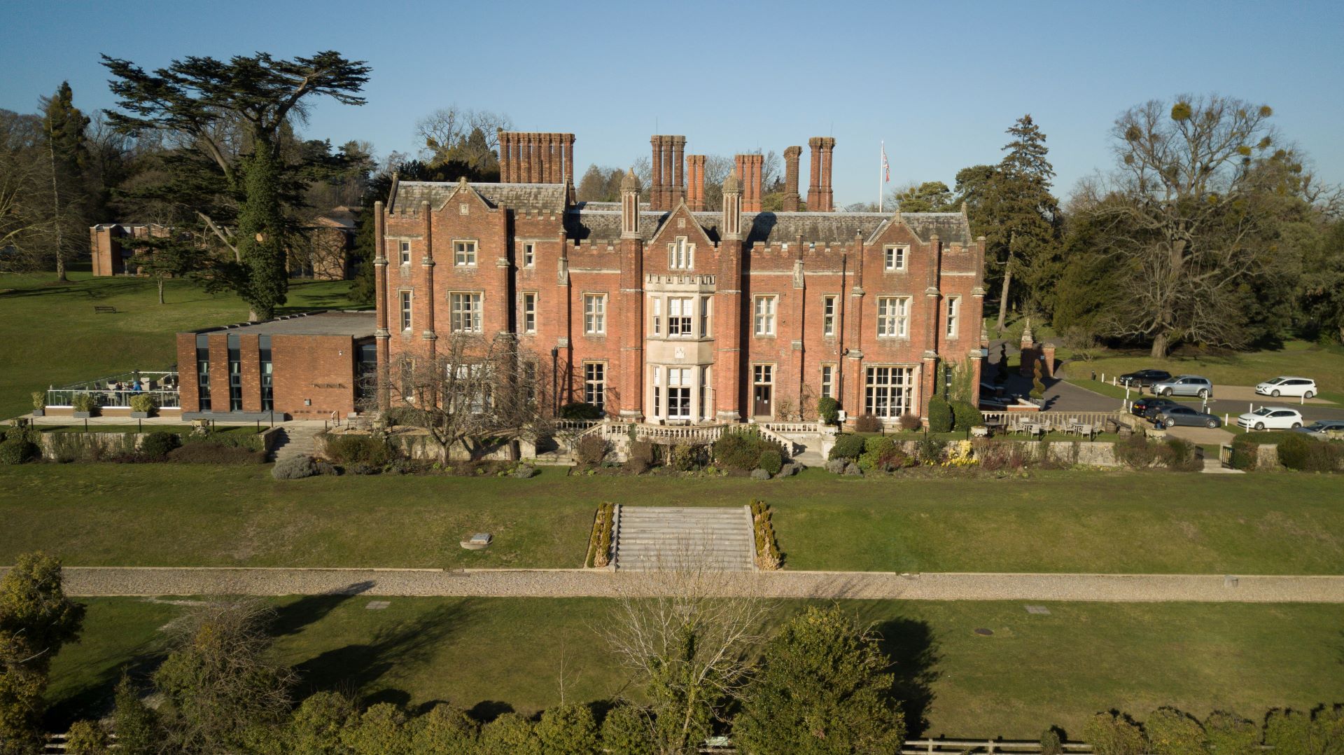 Closed:Win A 2-Night Stay At The Historic De Vere Latimer Estate