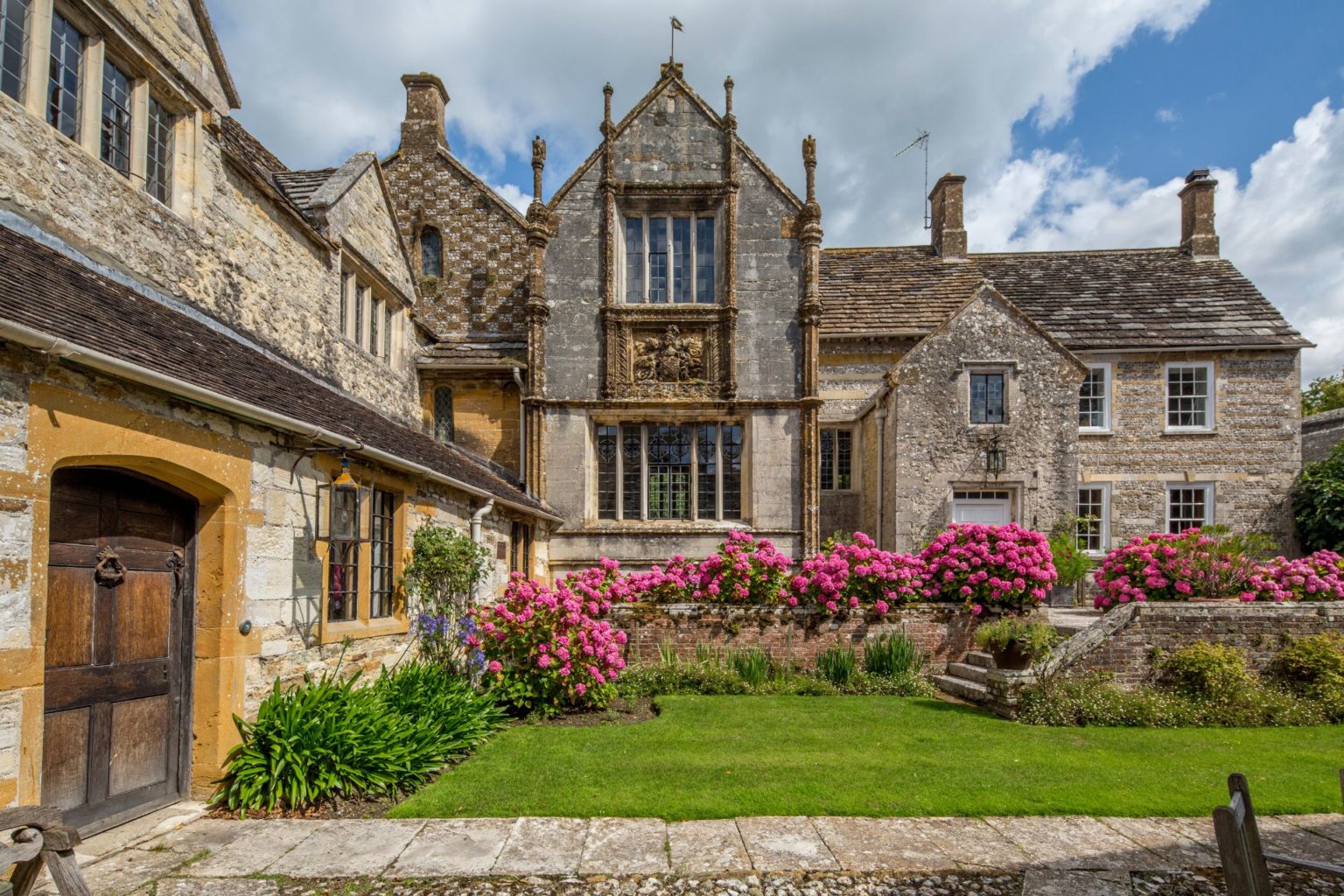 Studley Priory: The Country Hotel (Now Home) Loved By CS Lewis