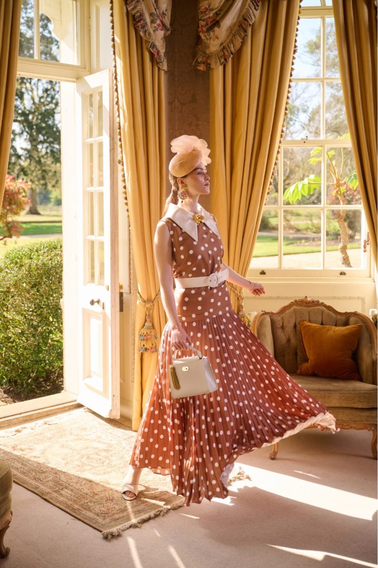Summer Wedding Guest Outfit Ideas & Stylist Tips 2026